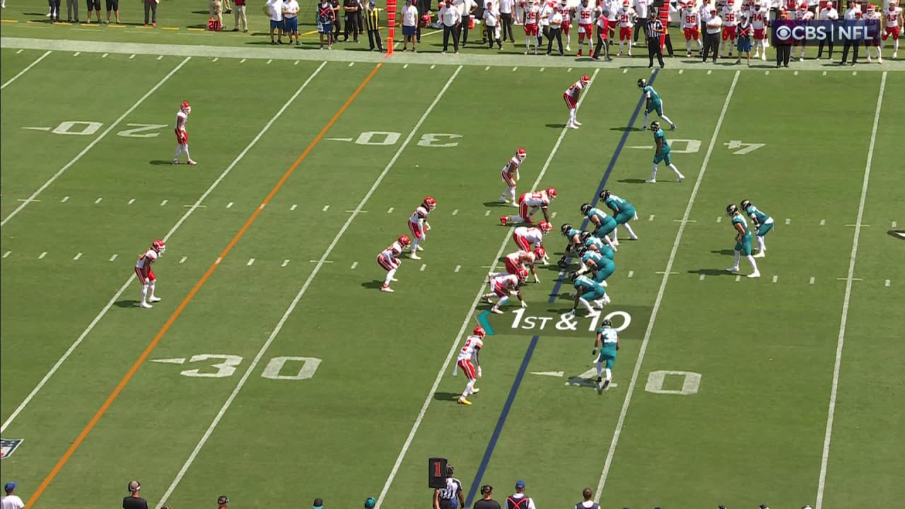 Kansas City Chiefs cornerback L'Jarius Sneed jumps on Agnew's loose ...