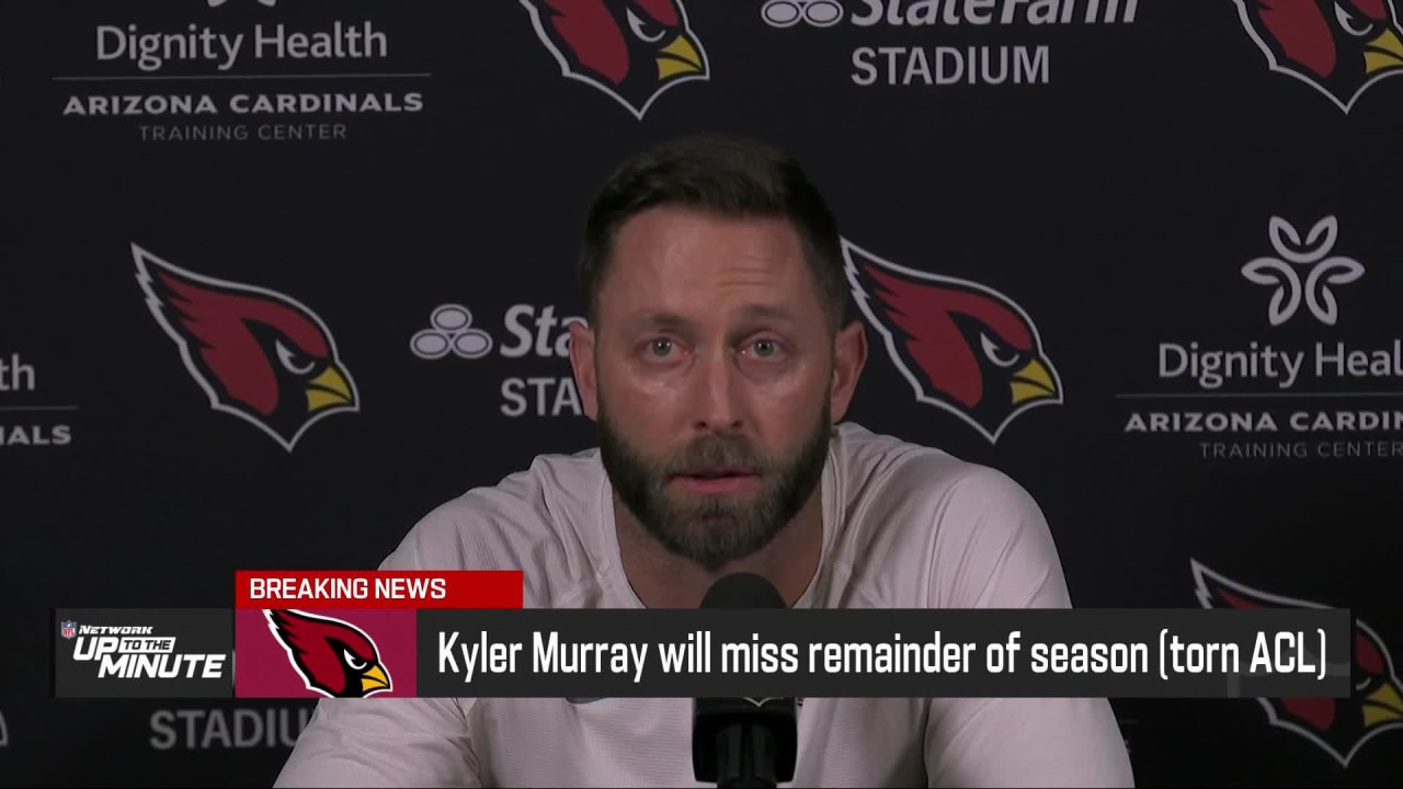 Arizona Cardinals head coach Kliff Kingsbury reacts to quarterback ...
