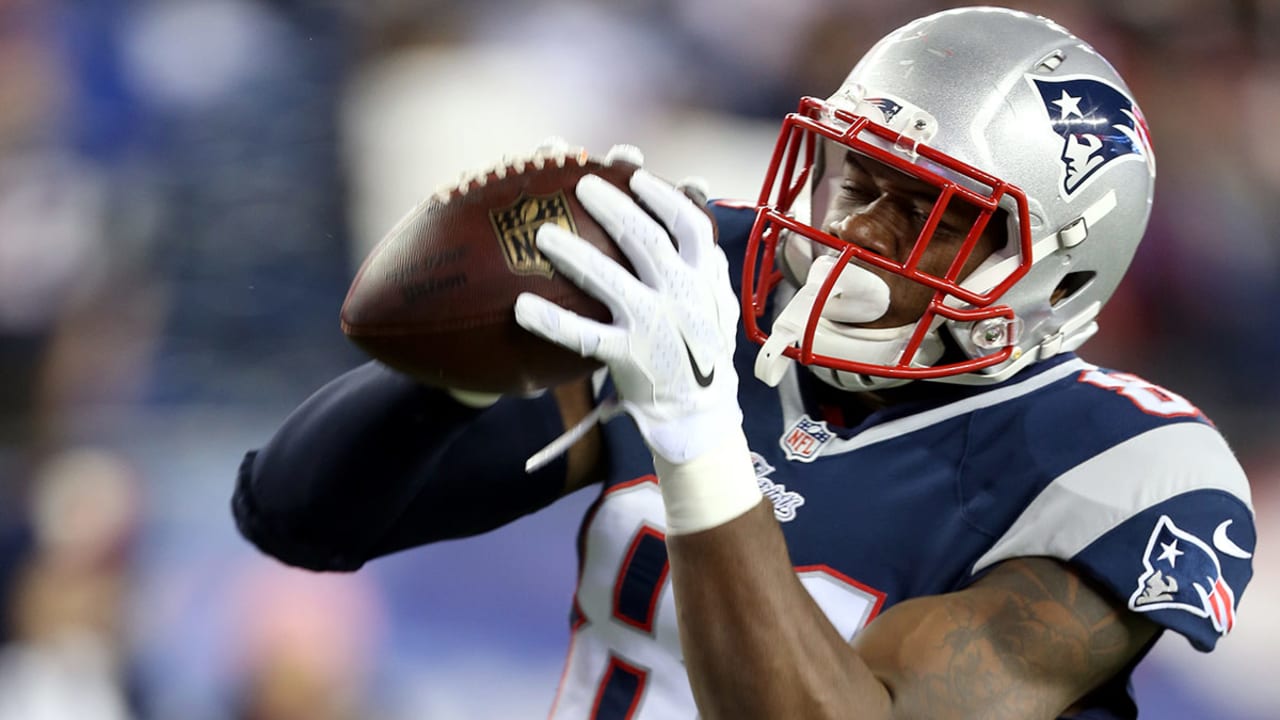 New England Patriots cut TE Tim Wright