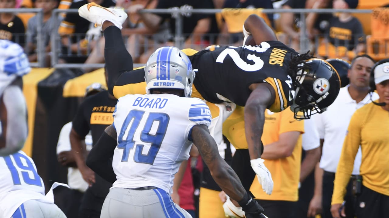Pittsburgh Steelers running back Najee Harris' hurdle attempt elicits ...