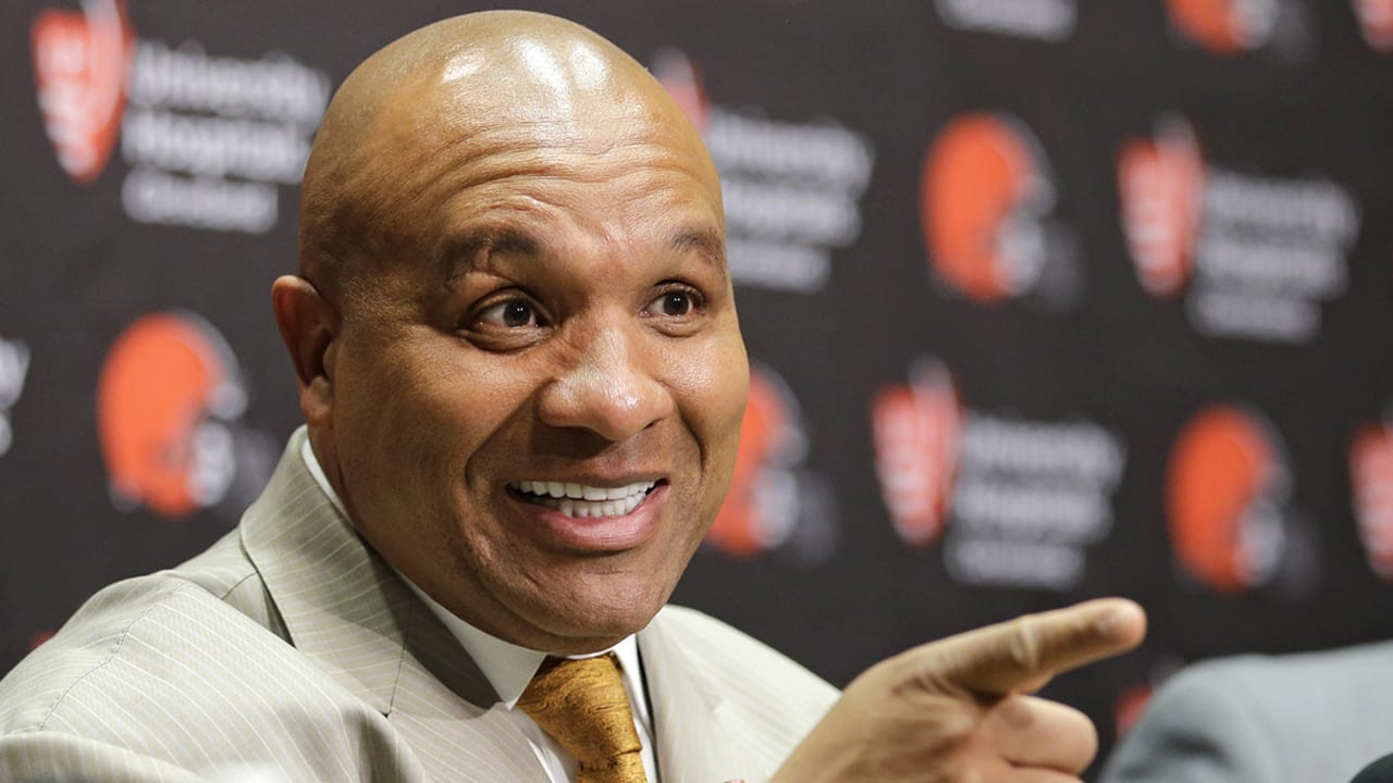 Hue Jackson beams with confidence at Browns intro