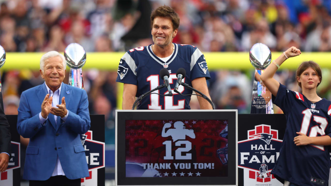 Tom Brady honored at halftime of Patriots' loss to Eagles, will be ...