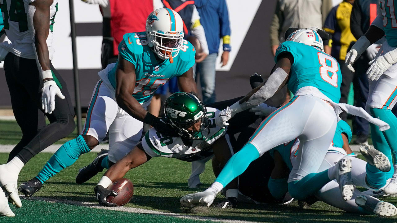 New York Jets running back Breece Hall will not be denied for goal-line ...