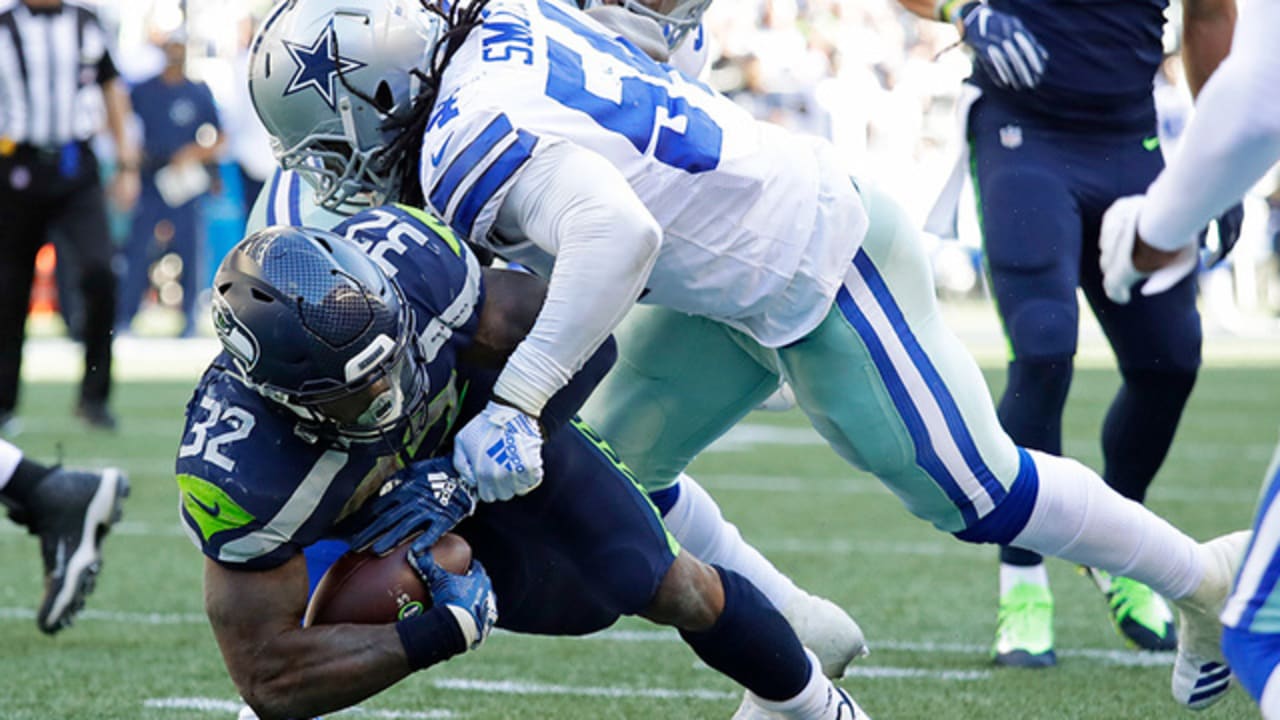 Chris Carson smashes through arm tackles for 5-yard TD