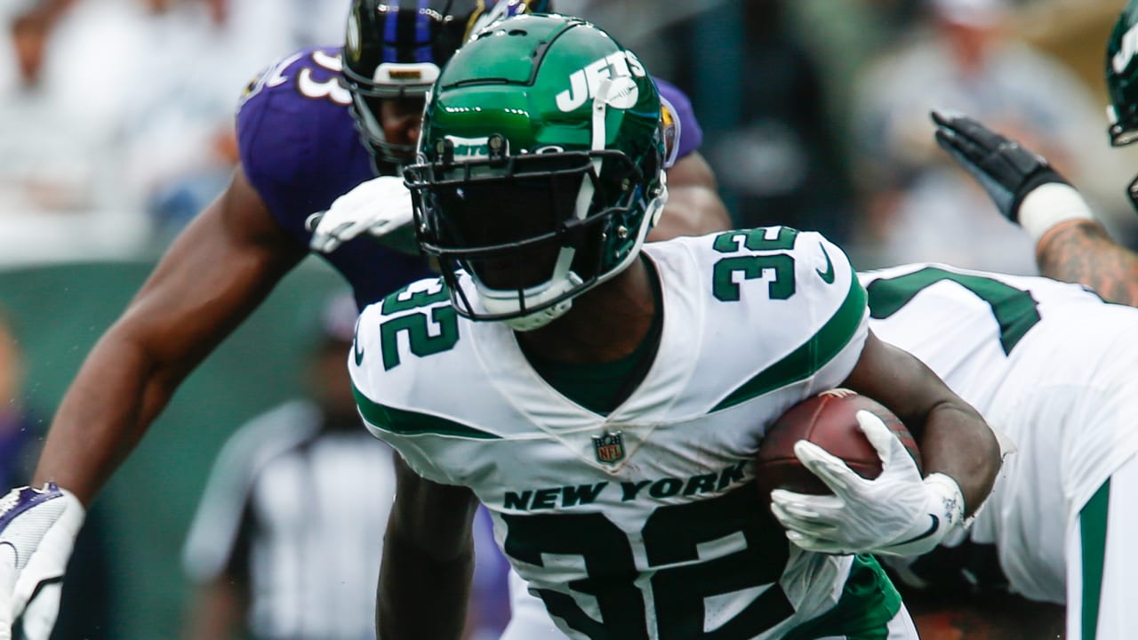 New York Jets running back Michael Carter slippery as a slide on 22 ...