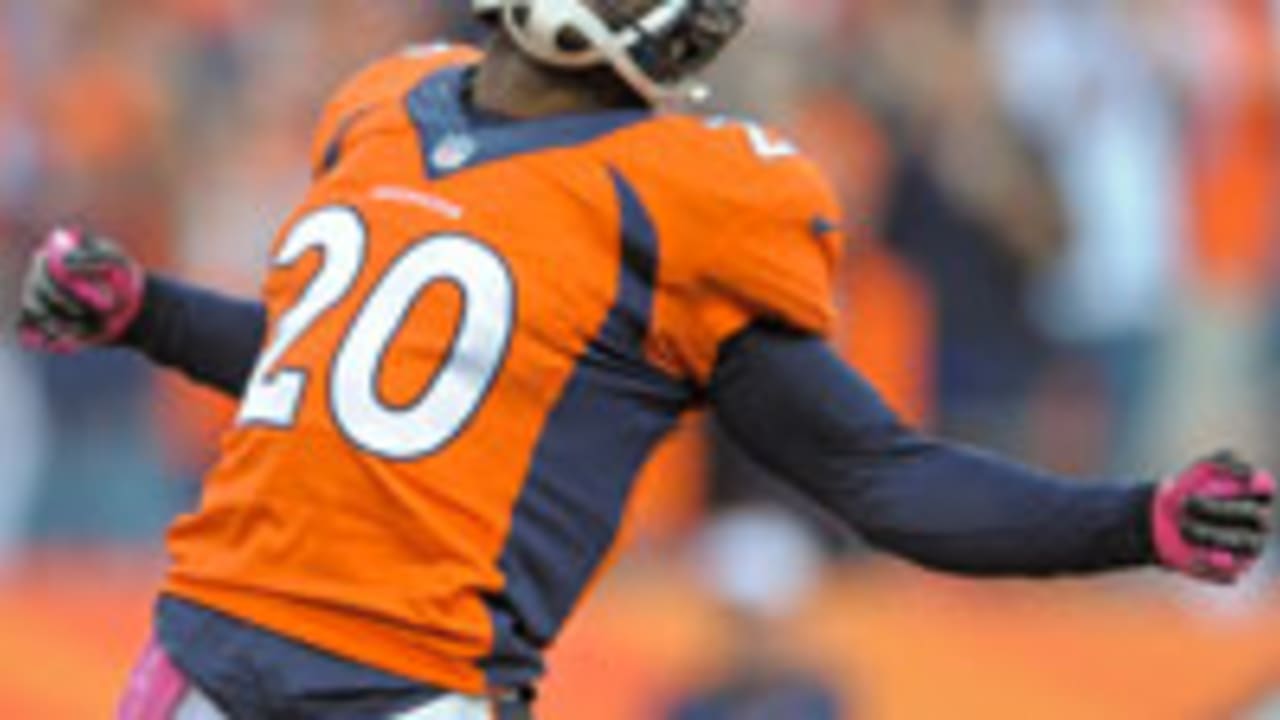 Veteran Mike Adams signs deal with Indianapolis Colts