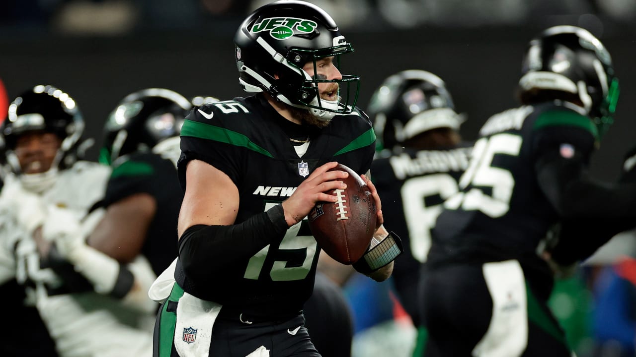 New York Jets quarterback Chris Streveler dials long distance to tight ...