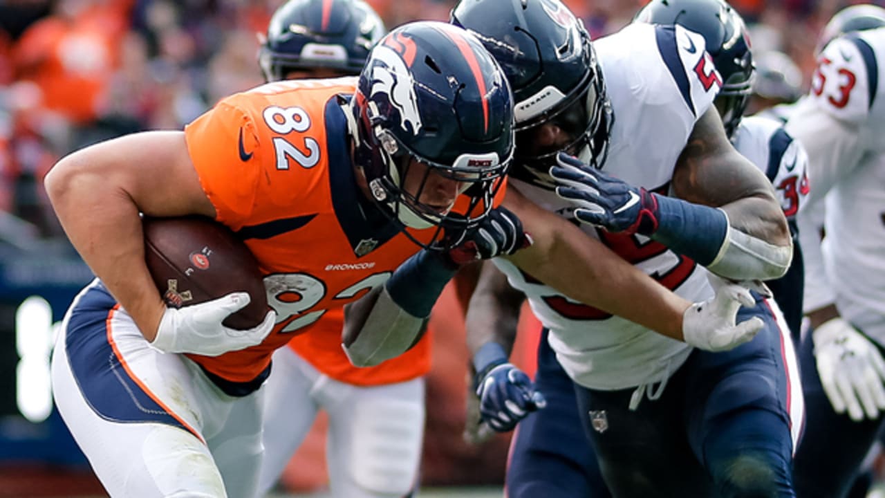 Heuerman unleashes epic stiff arm on 14-yard gain