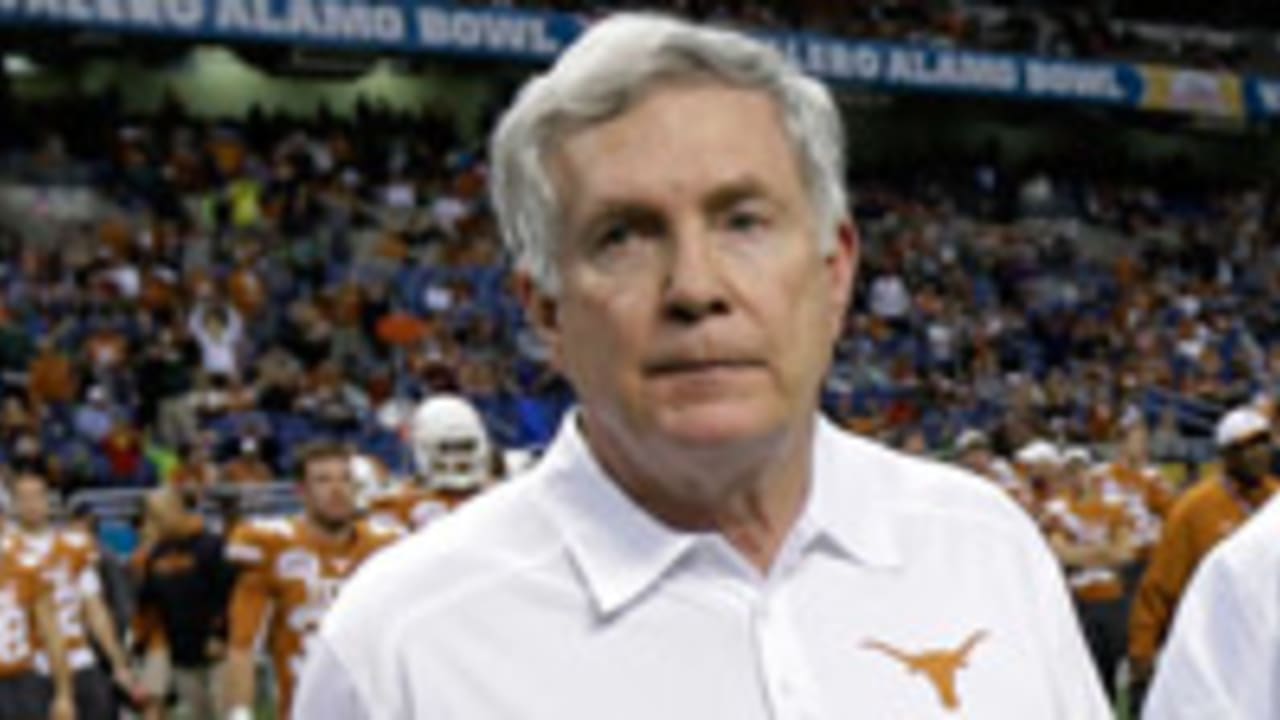 Mack Brown: Comments to recruits 'all positive towards Texas'