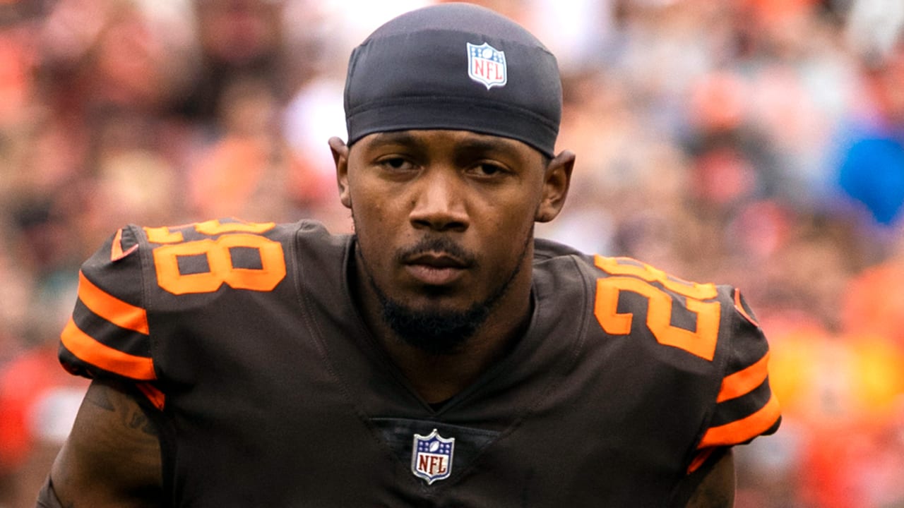 Roundup: Buffalo bringing back corner E.J. Gaines