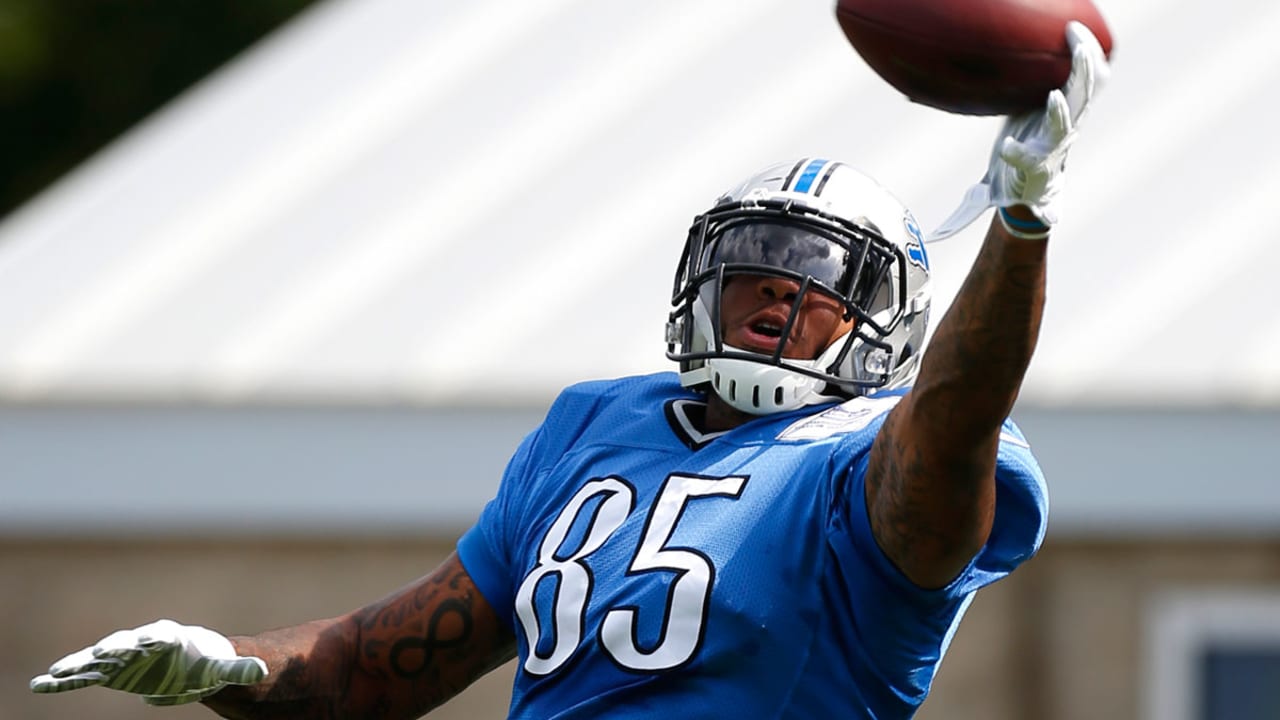 Eric Ebron improving, better rapport with Stafford
