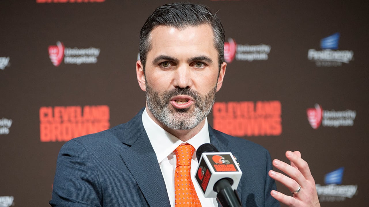 Kevin Stefanski stresses 'leadership' in Browns intro