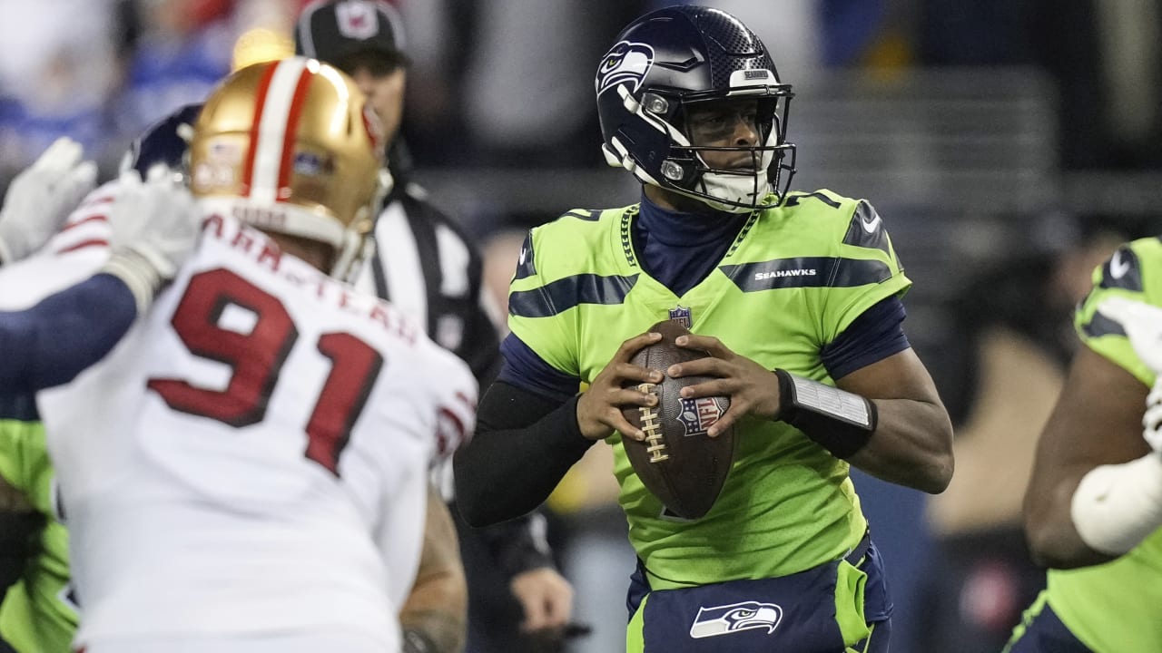 NFL Network Kurt Warner's breakdown of Seattle Seahawks quarterback ...