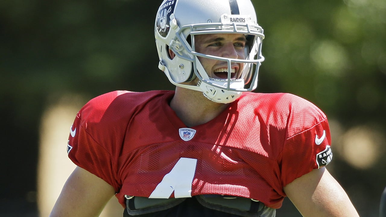 Derek Carr aiming to win 'multiple' Super Bowl titles