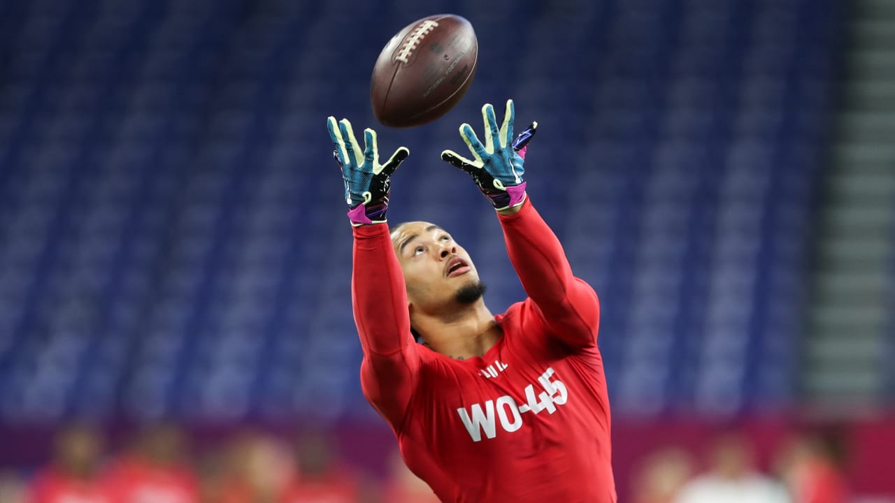 Wide receiver Jaxon Smith-Njigba snags pair of toe-tapping sideline ...