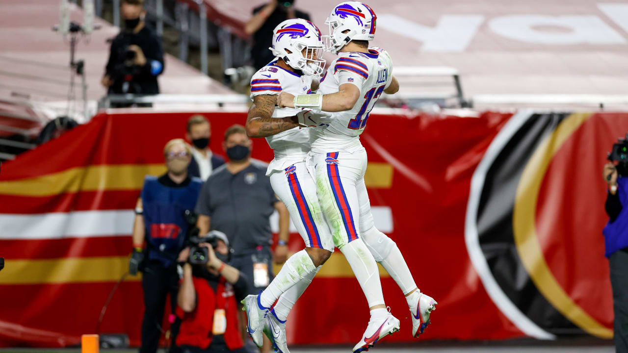 Buffalo Bills wide receiver Gabriel Davis is left wide open for quarterback Josh Allen's fourth ...
