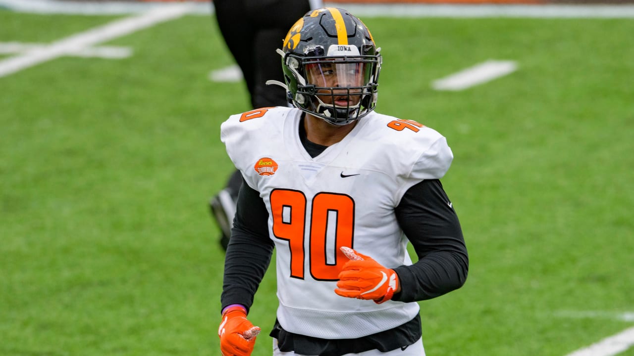 Dallas Cowboys select Iowa Hawkeyes defensive end Chauncey Golston with ...