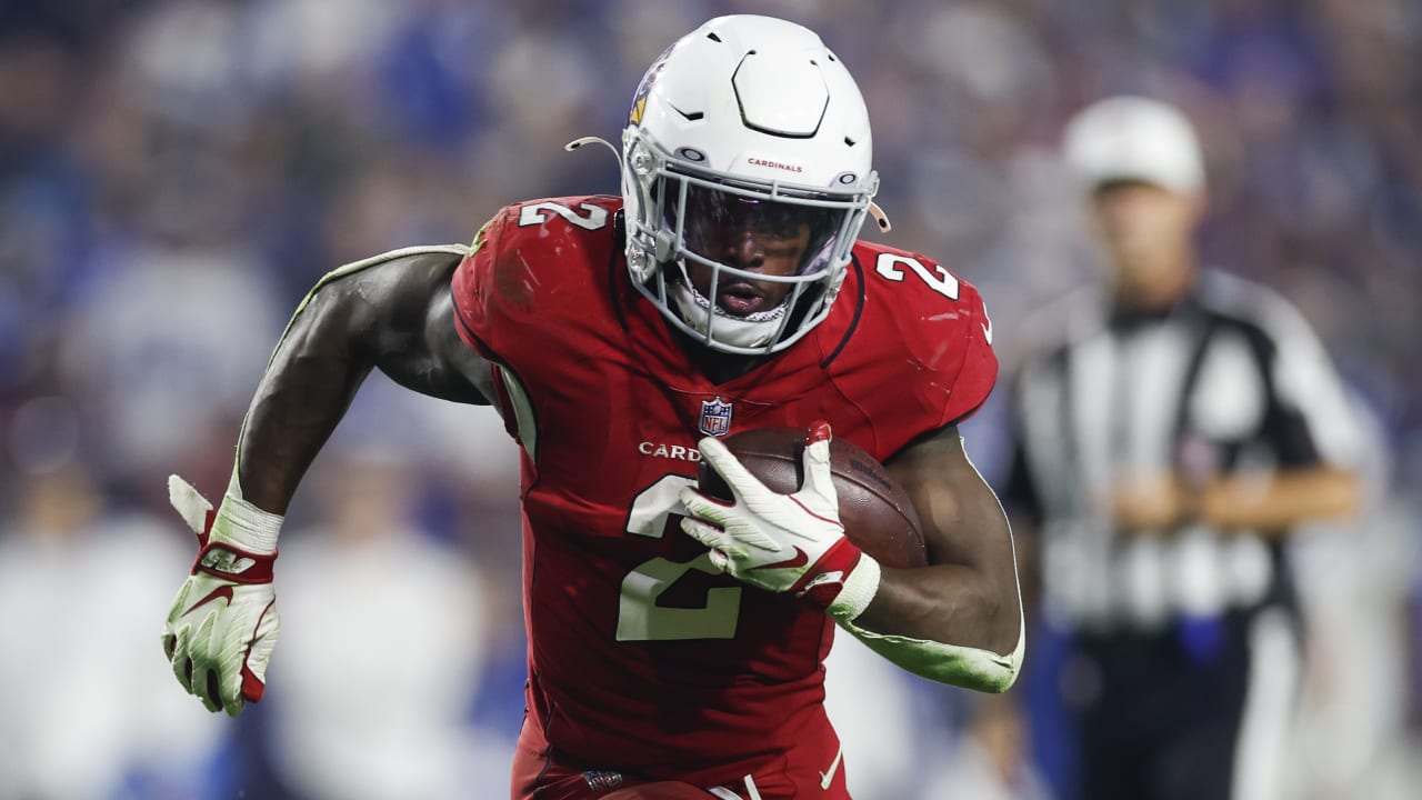 Arizona Cardinals running back Chase Edmonds gains 16 yards after one ...