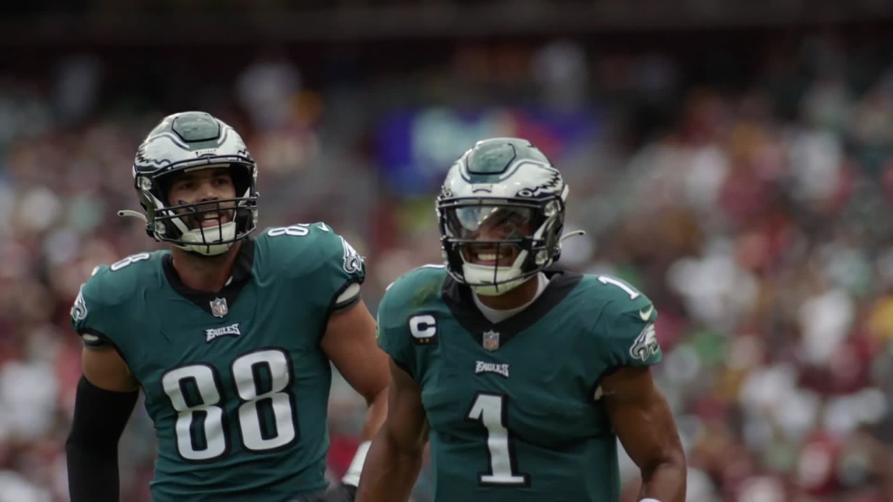 Alabama Crimson Tide head coach Nick Saban, former Oklahoma Sooners head coach Lincoln Riley ...