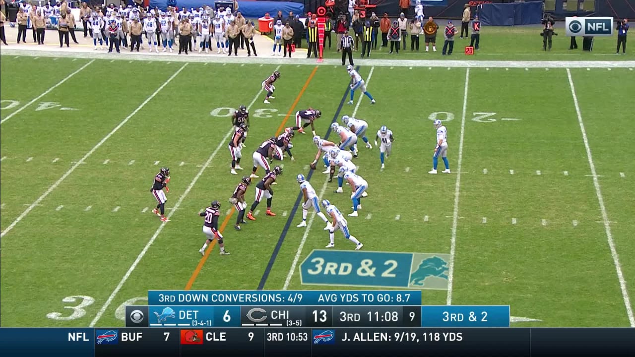 Nick Kwiatkoski PERFECTLY reads slant route for first career INT