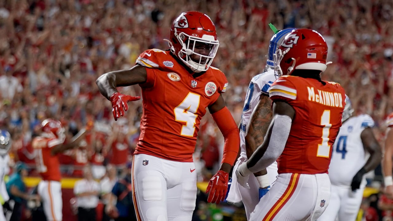 Kansas City Chiefs quarterback Patrick Mahomes' first touchdown pass of ...