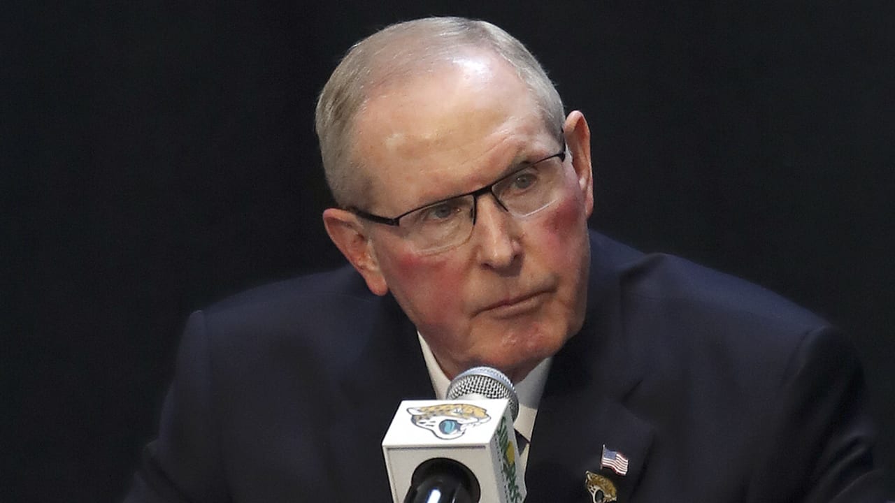Tom Coughlin channels Bruce Lee in Jaguars speech