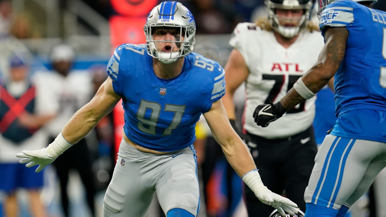 Detroit Lions defensive end Aidan Hutchinson swims by the left tackle ...