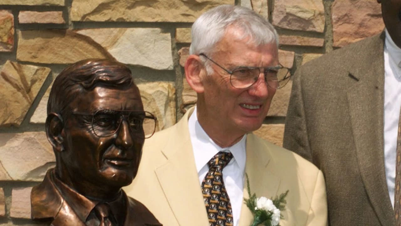 Hall of Fame to fly flag at half-staff in honor of Rooney