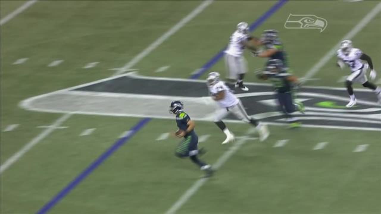 McGough's vicious juke move freezes Raiders defender