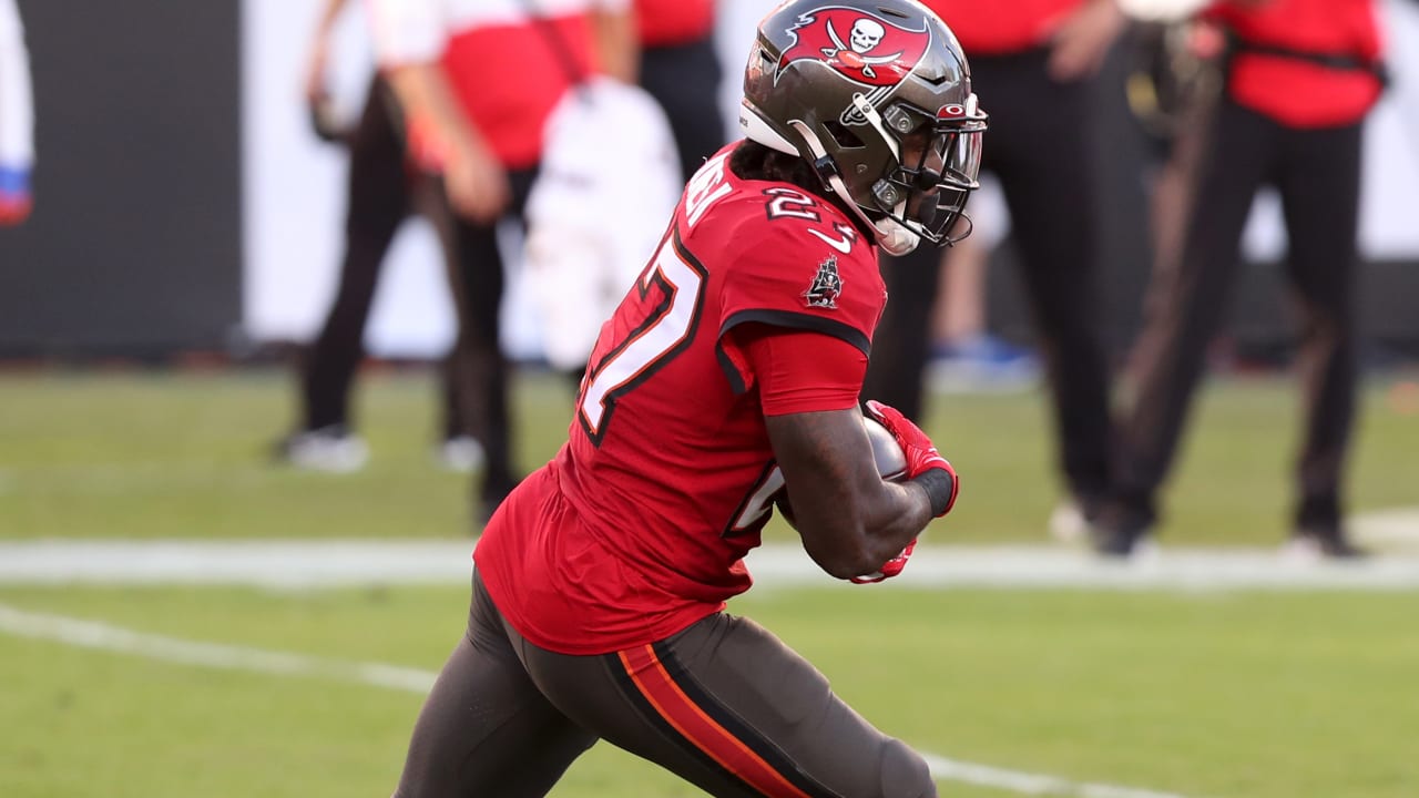 Can't-Miss Play: Tampa Bay Buccaneers running back Ronald Jones shows ...