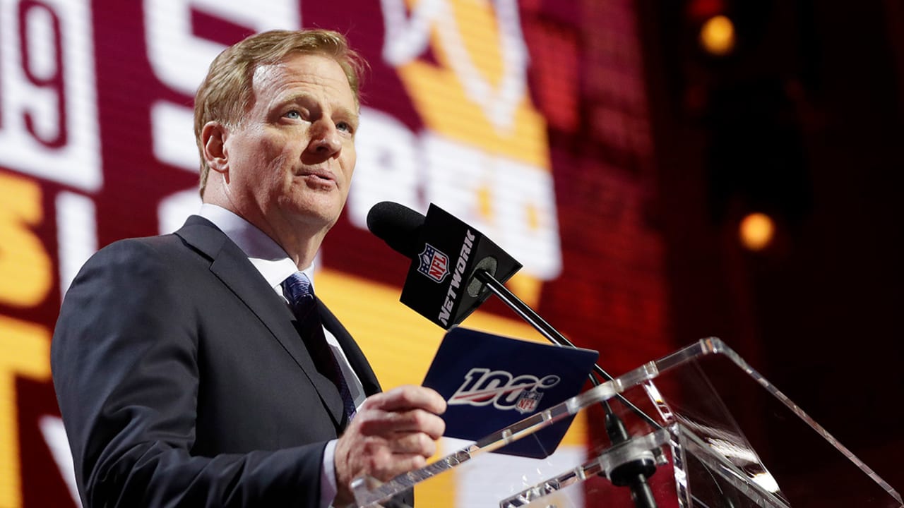 Roger Goodell gives virtual tour of his NFL draft setup