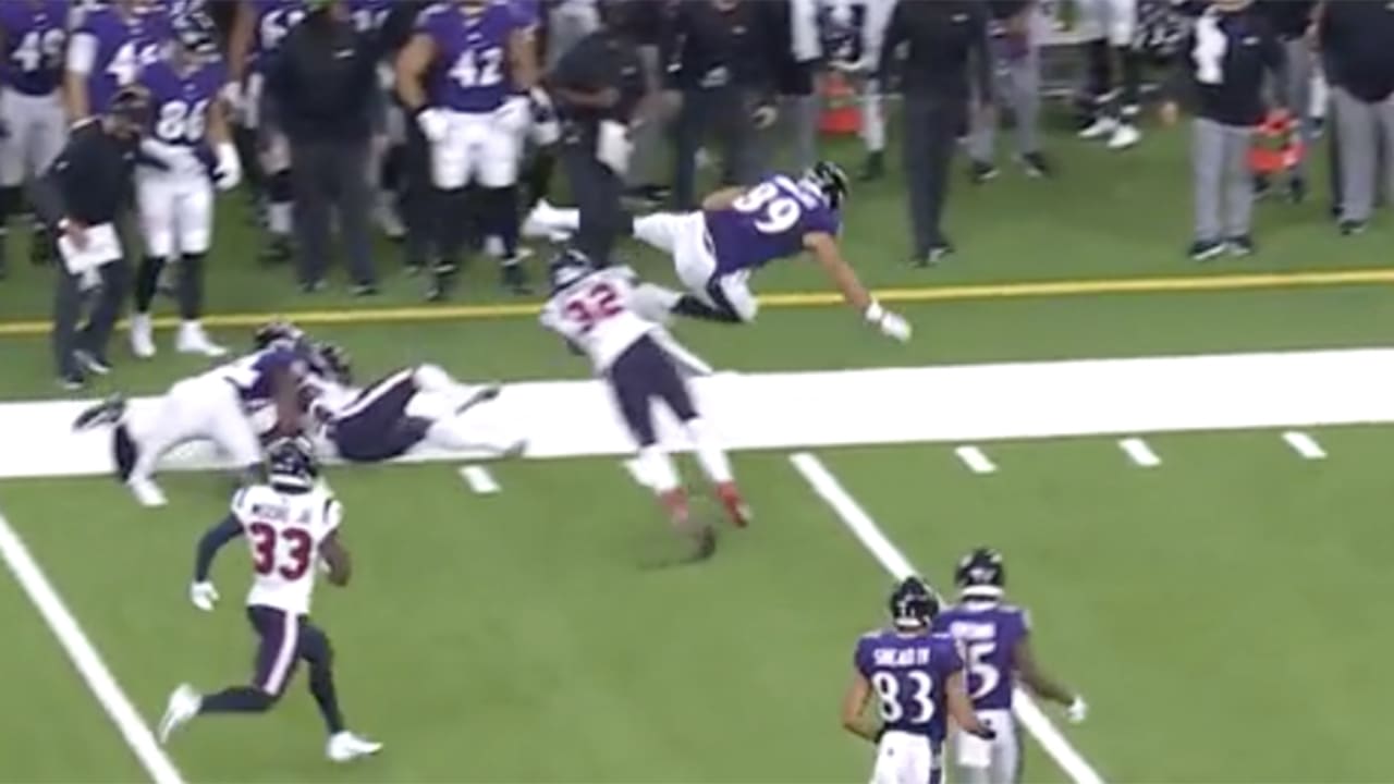 Another Mark Andrews hurdle! Baltimore Ravens tight end Mark Andrews ...