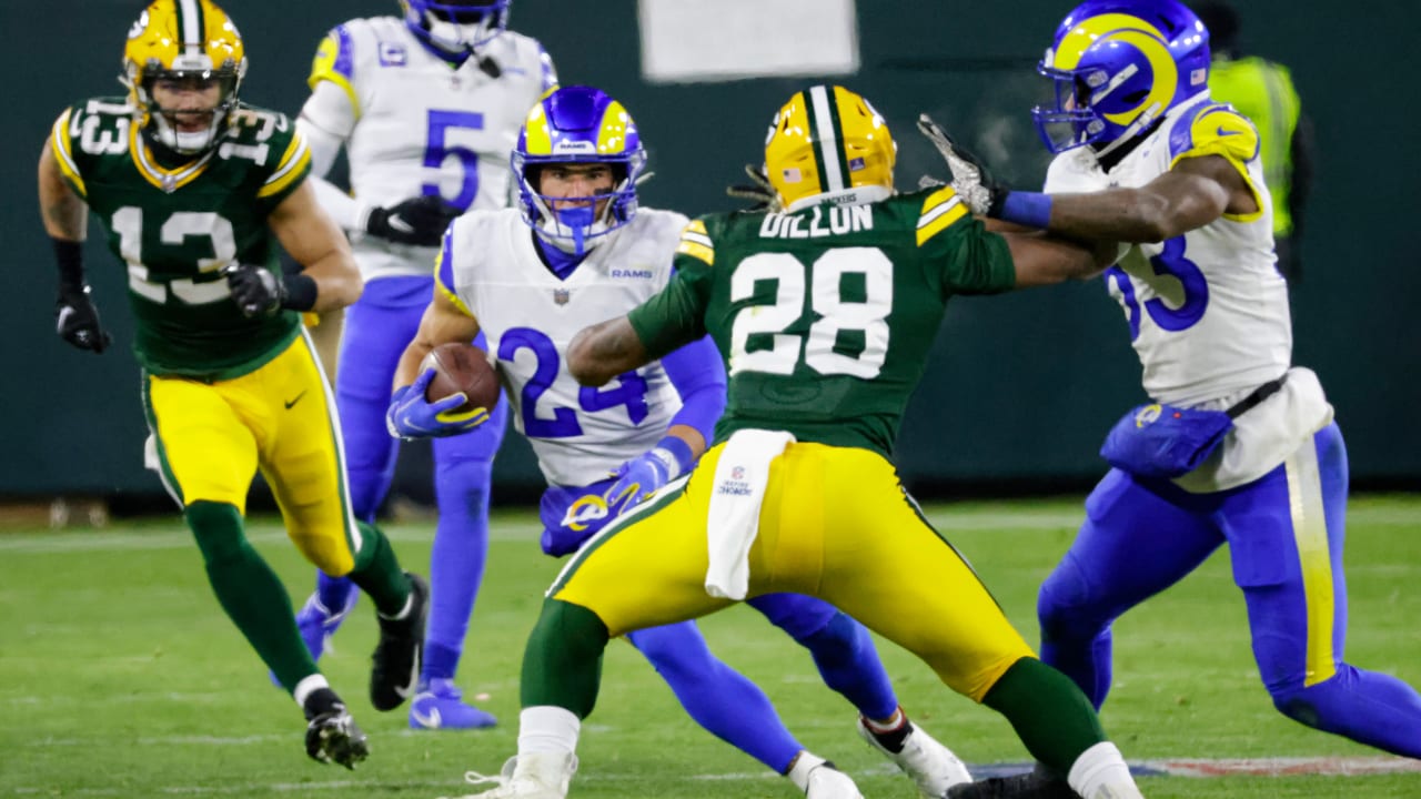 Los Angeles Rams defensive back Taylor Rapp snags INT via Green Bay ...