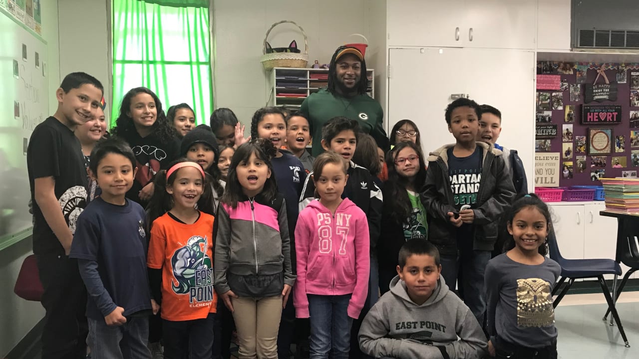 2021 Walter Payton Man of the Year Nominee: Aaron Jones – Packers 2021 Walter Payton Man of the Year Nominee: Aaron Jones – Packers