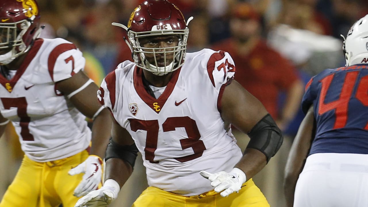 Roundup: Dolphins sign first-round OT Austin Jackson