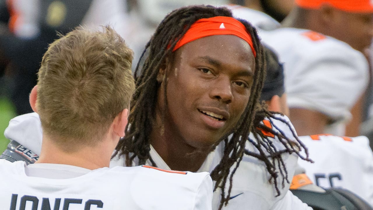 Jacksonville Jaguars select UAB EDGE Jordan Smith with No. 121 pick in ...