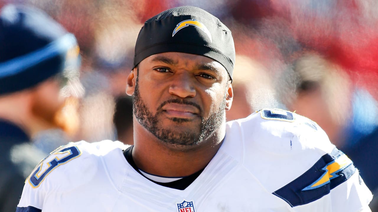 Freeney needs 'right situation' to continue career