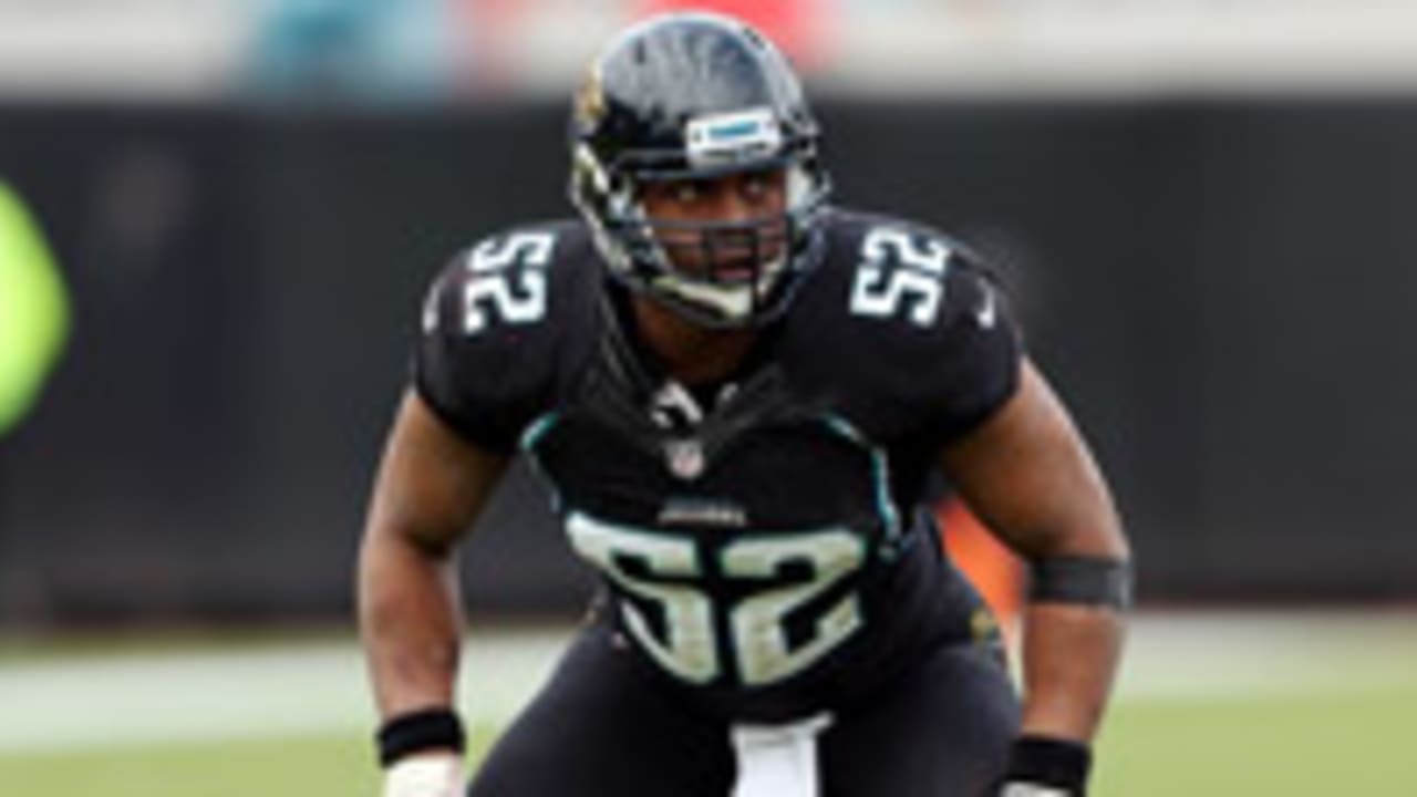 Daryl Smith quarterbacking Baltimore Ravens' D