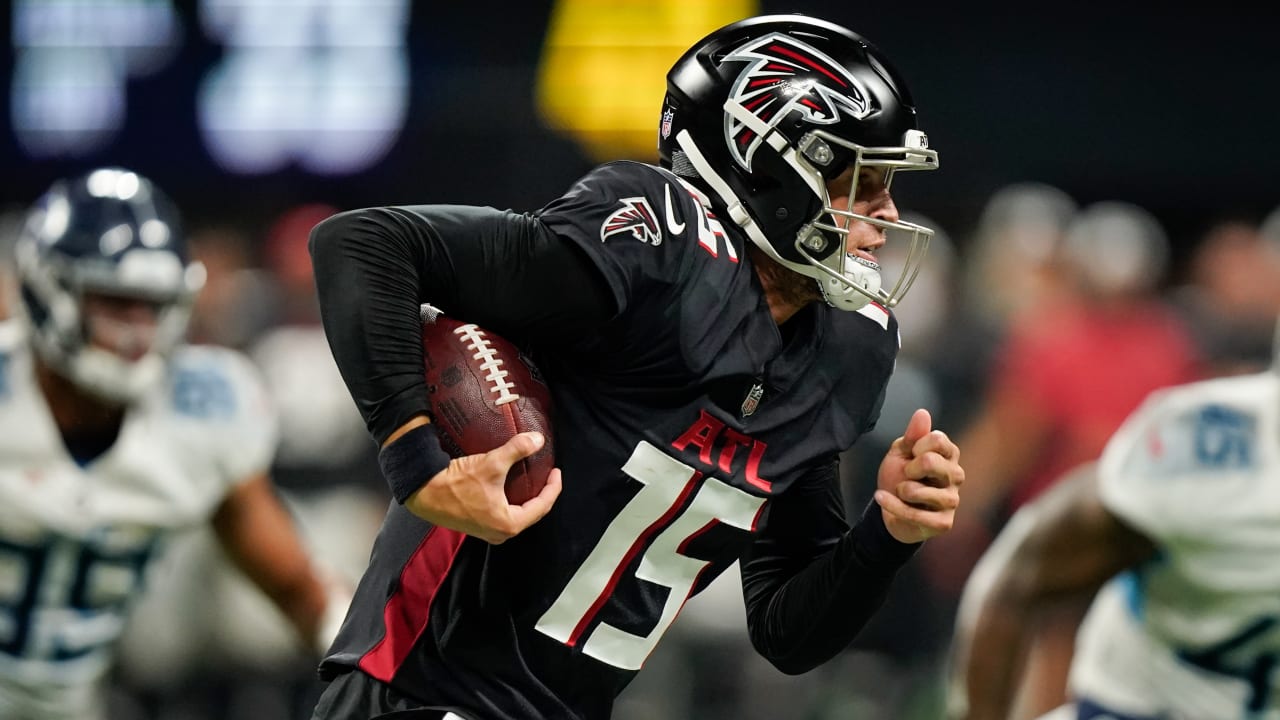 Atlanta Falcons quarterback Feleipe Franks stiff-arms defender to pick ...
