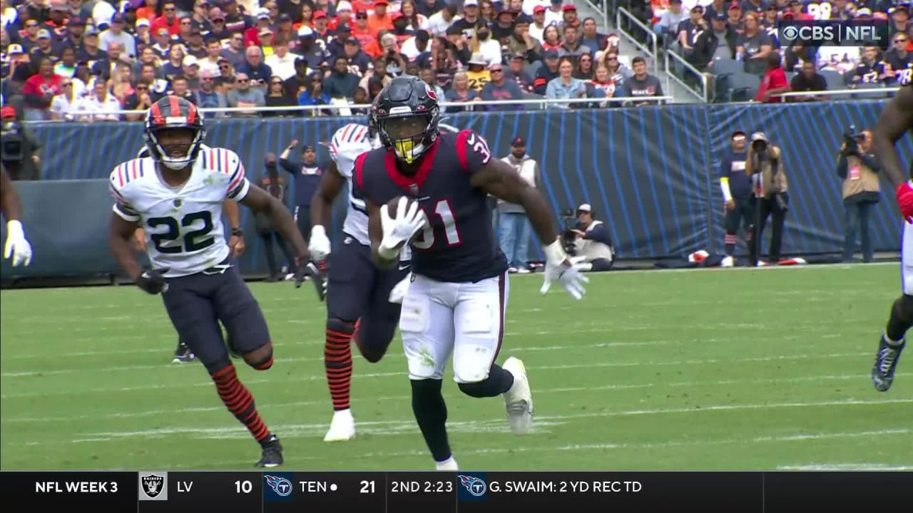 Houston Texans running back Dameon Pierce's perfectly timed spin move ...