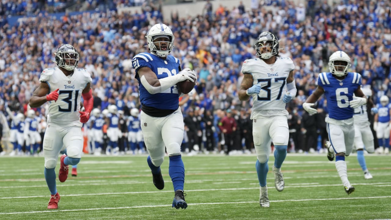 Can't-Miss Play: 56-yard TD! Indianapolis Colts running back Zack Moss ...