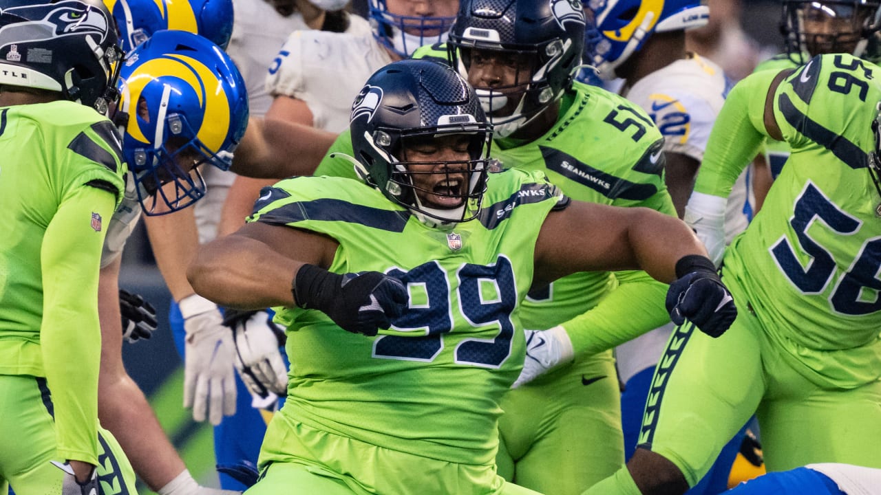 Los Angeles defensive tackle Al Woods' dominant tackle for loss forces ...