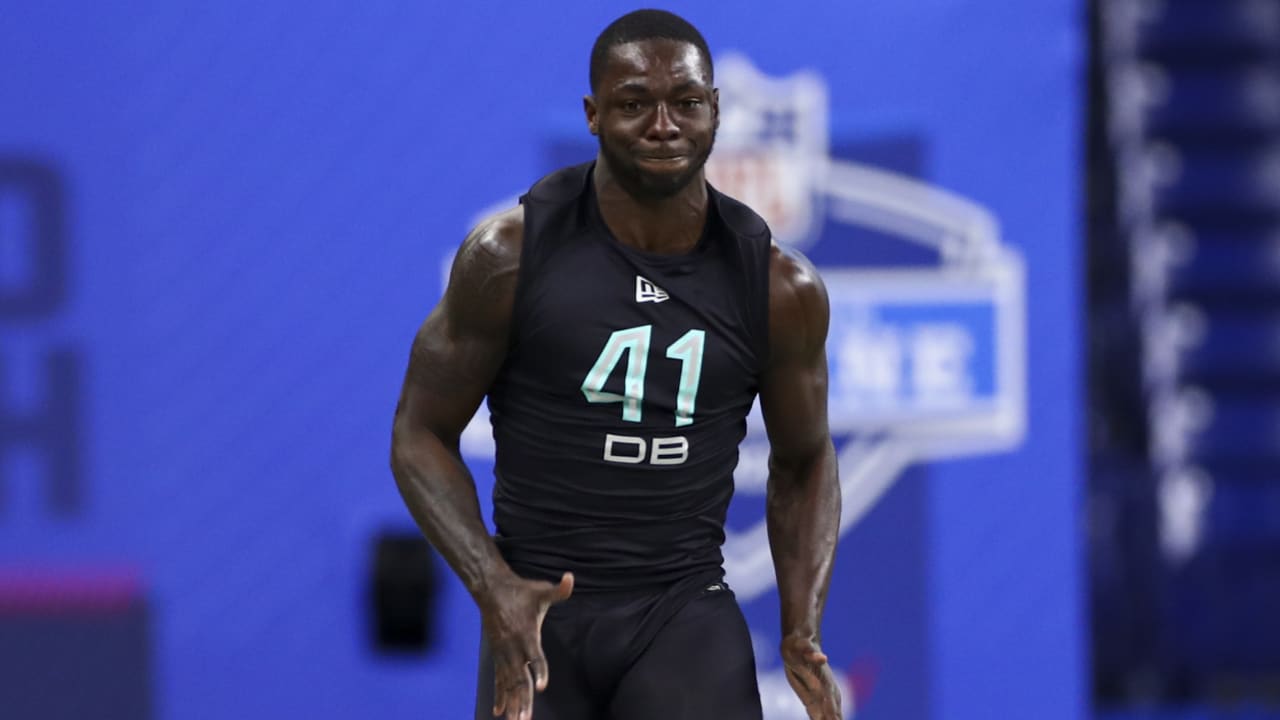 Defensive back Markquese Bell's 2022 NFL Scouting Combine workout