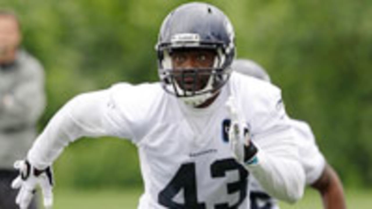 Brian Banks runs Falcons' defense at rookie minicamp