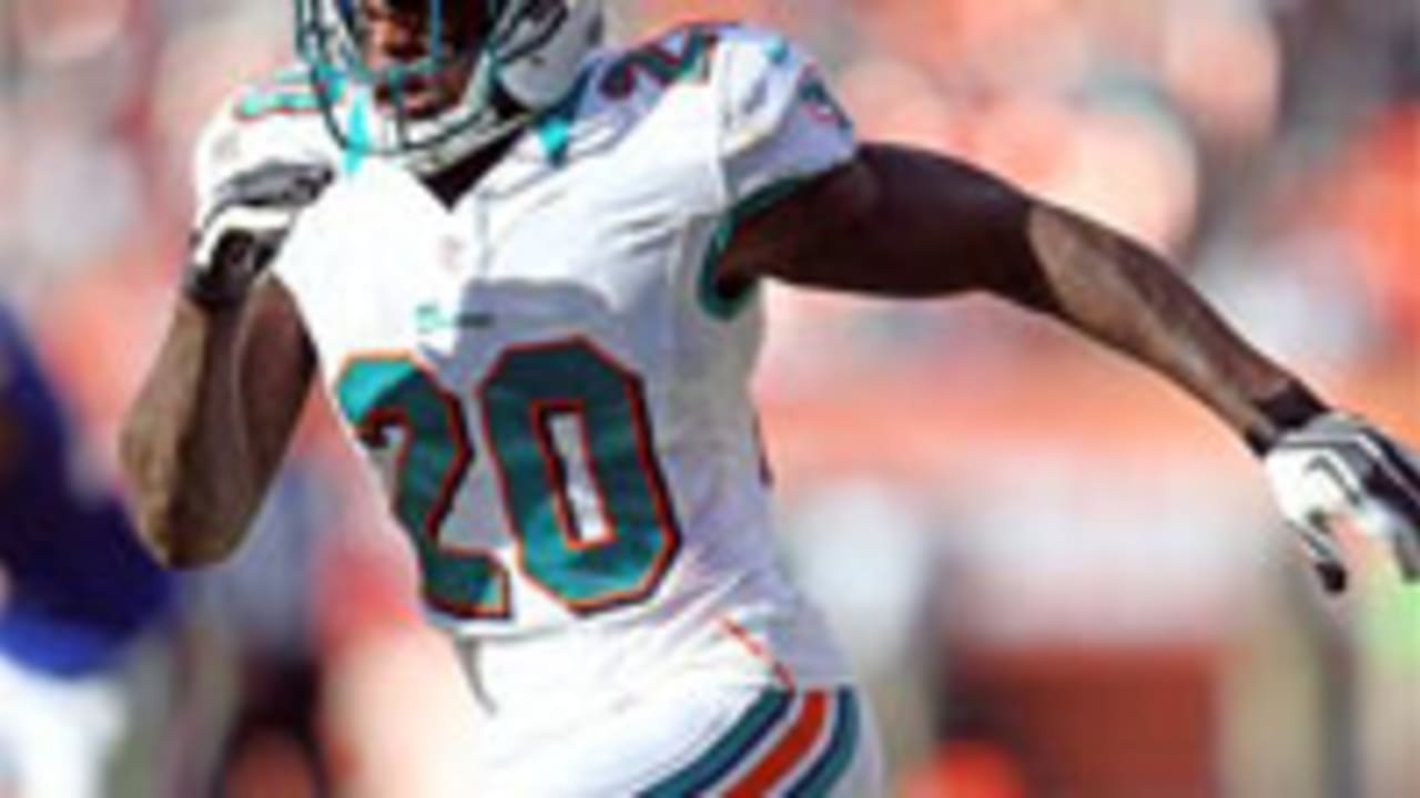 Reshad Jones will attend Miami Dolphins OTAs after all