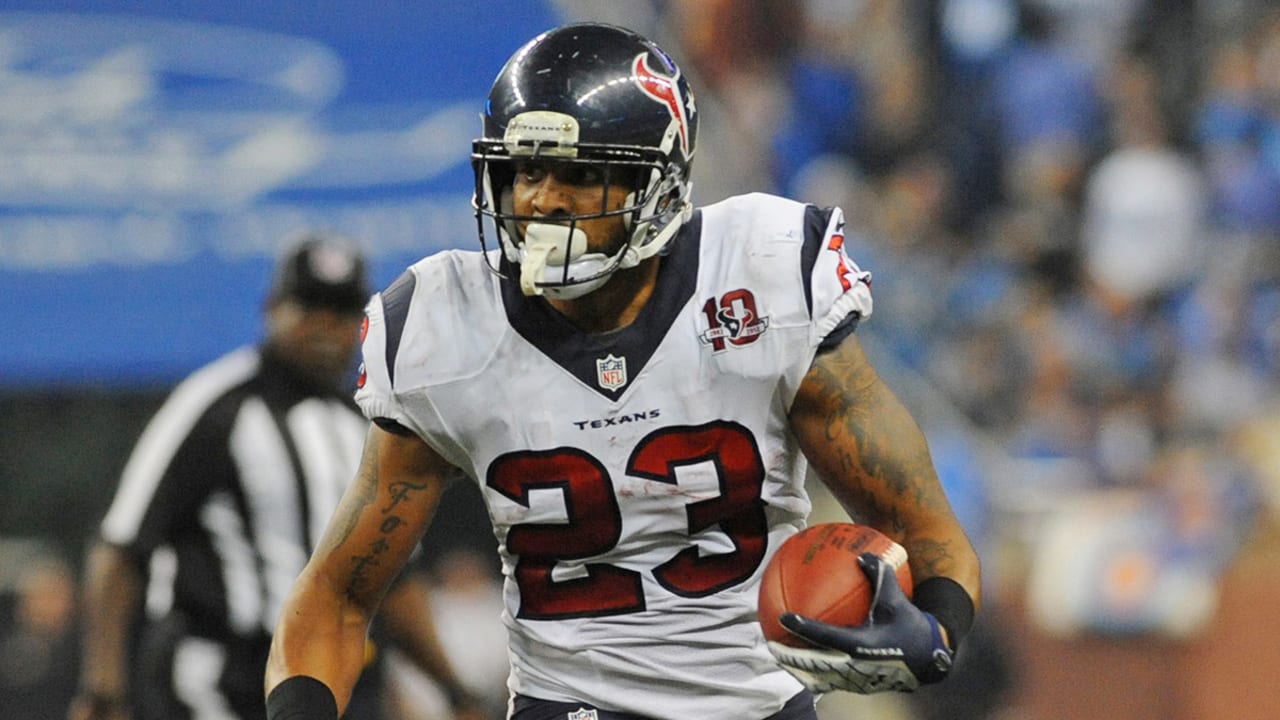 Arian Foster makes season debut for Texans