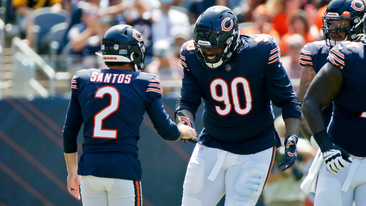Chicago Bears kicker Cairo Santos booms 53-yard FG at first-half buzzer