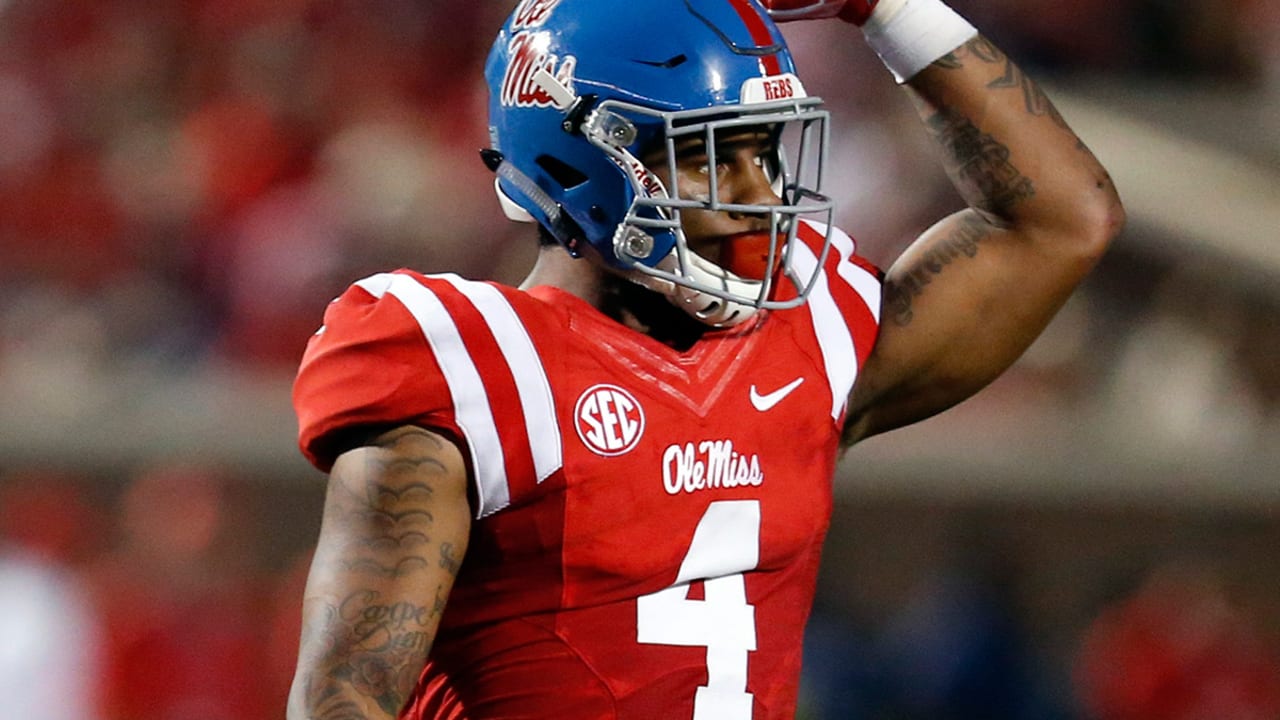 Ole Miss Rebels LB Denzel Nkemdiche hospitalized