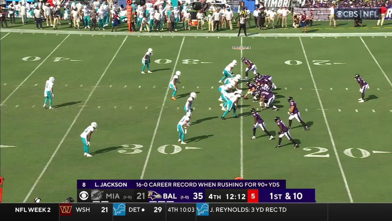 Baltimore Ravens quarterback Lamar Jackson unleashes 26-yard jump pass ...