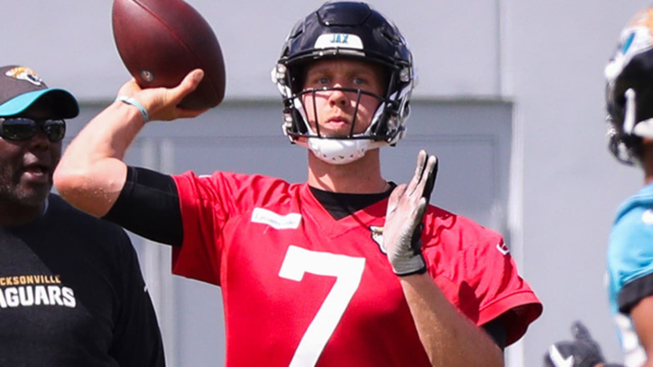 Mike Garafolo: Jacksonville Jaguars quarterback Nick Foles 'should be ...